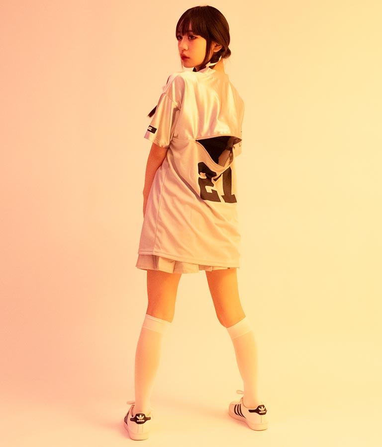 【ティーンズライン】 背中 ZIP デザイン ゲーム シャツ （M、Lサイズ展開）(トップス/Tシャツ) | ANAP GiRL | レディースファッション通販ANAPオンライン